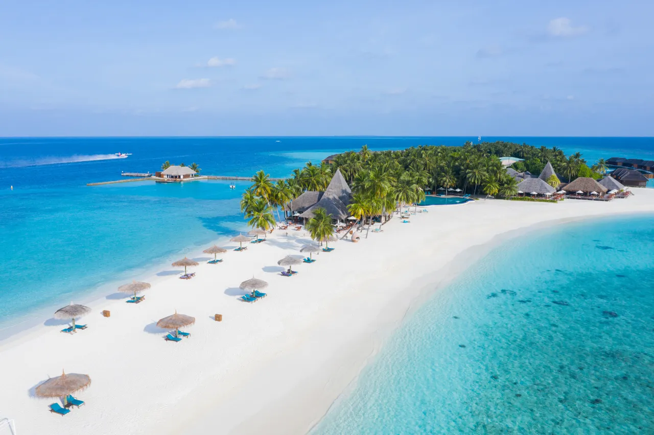 Veligandu Island Resort and Spa - Maldives Islands Hotels in Maldives ...