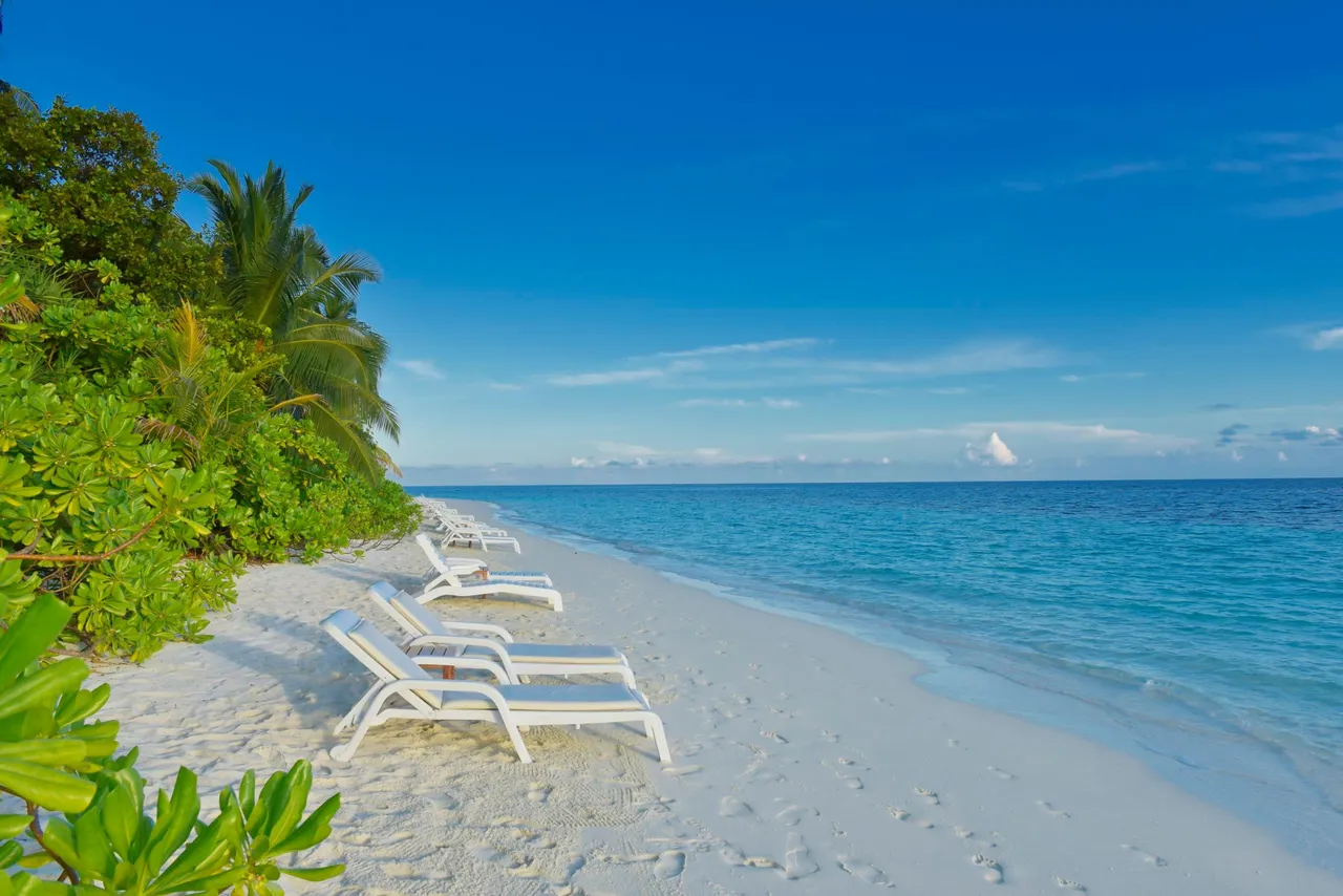 Angaga Island Resort and Spa - Maldives Islands Hotels in Maldives ...