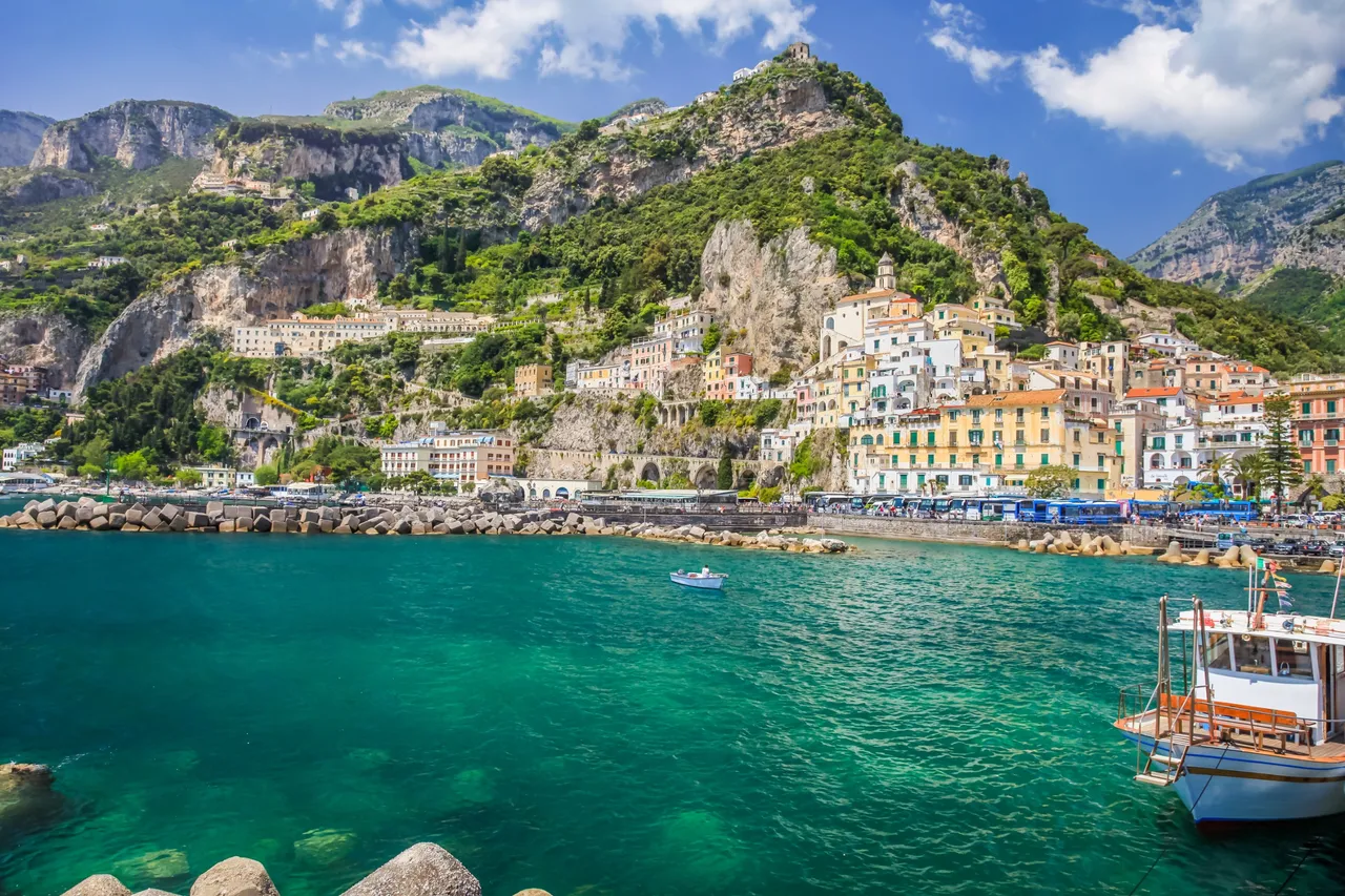Pompeii, Capri and the Amalfi Coast for Solo Travellers | Mercury Holidays